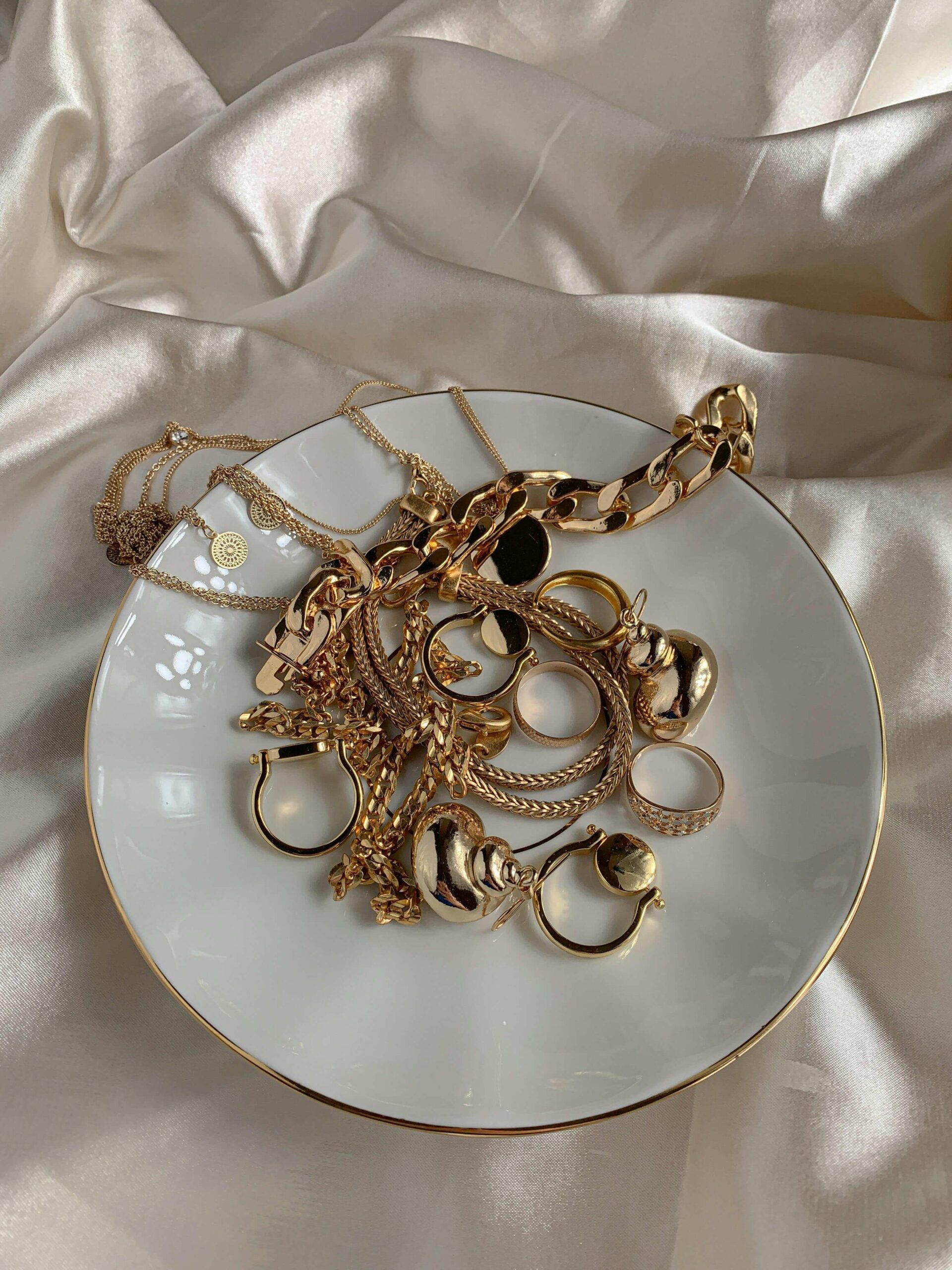 Jewelry Collaboration: The Allure of a Limited Influencer Collection